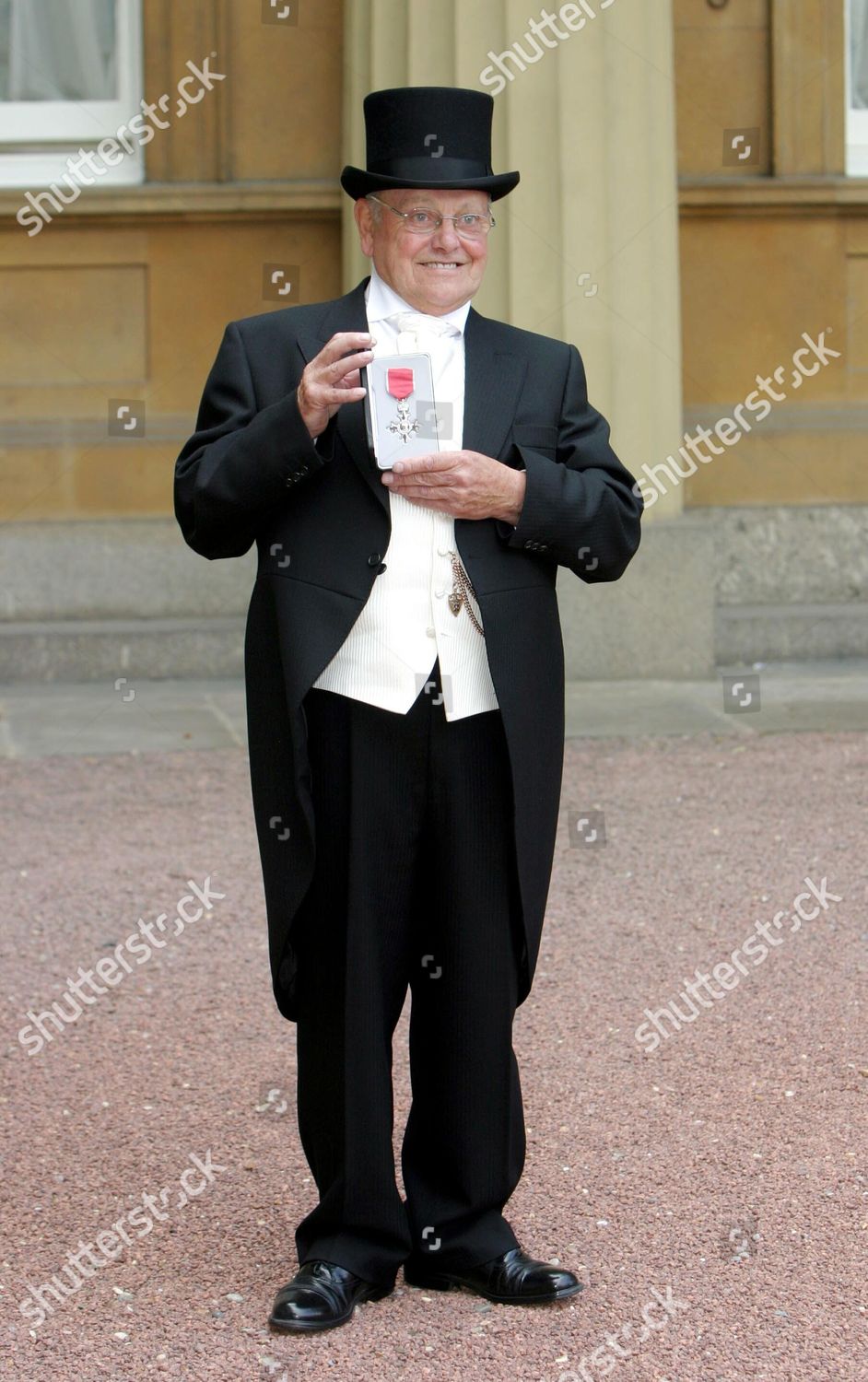 Fred Dibnah Received Mbe Editorial Stock Photo - Stock Image | Shutterstock
