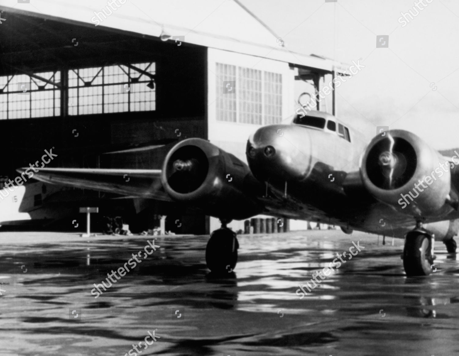 Amelia Earharts Lockheed Electra Airplane Honolulu Editorial Stock ...