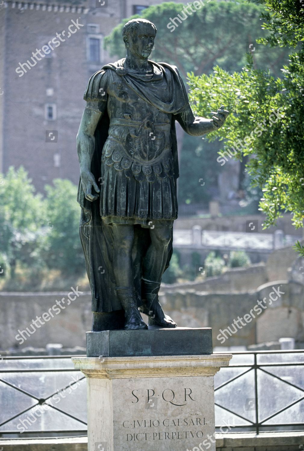 Bronze Statue Emperor Julius Caesar Caesars Editorial Stock Photo ...