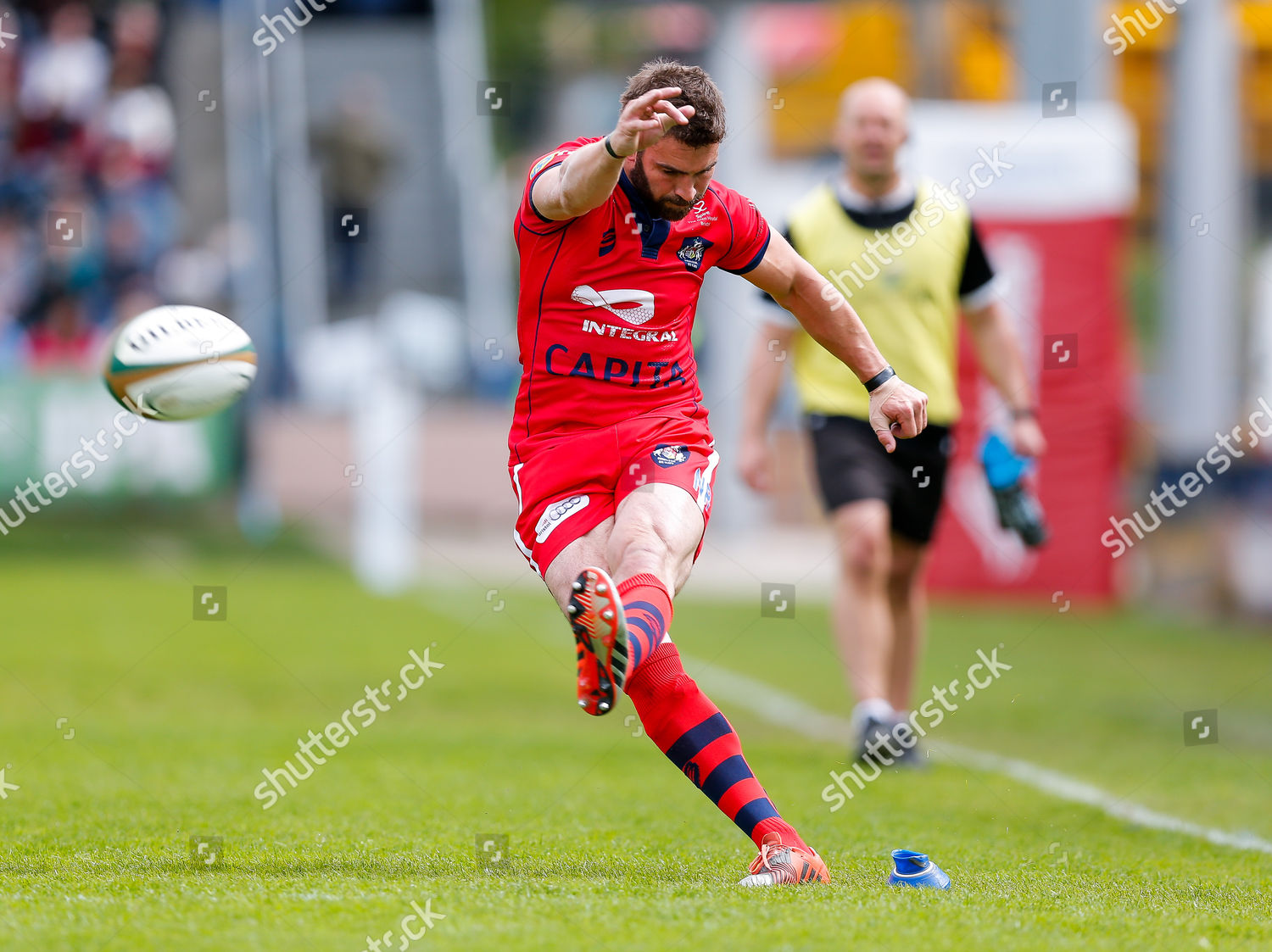 Bristol Rugby Flyhalf Nicky Robinson Kicks Editorial Stock Photo ...