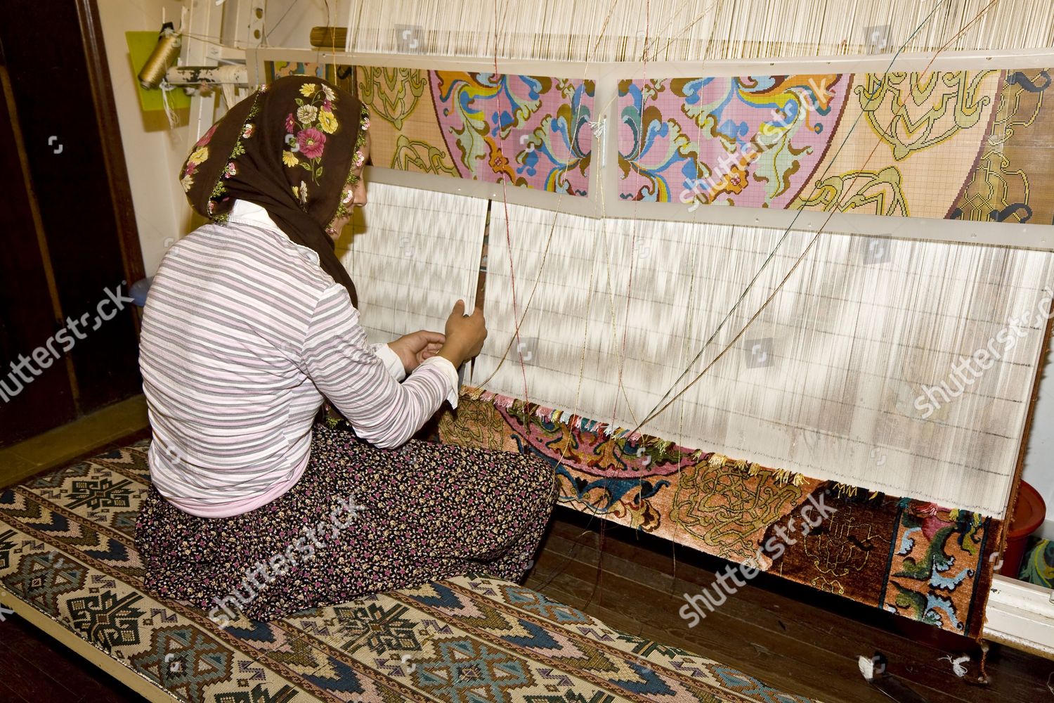 Handicraft Woman Making Carpet Carpet Manufacture Editorial Stock Photo ...