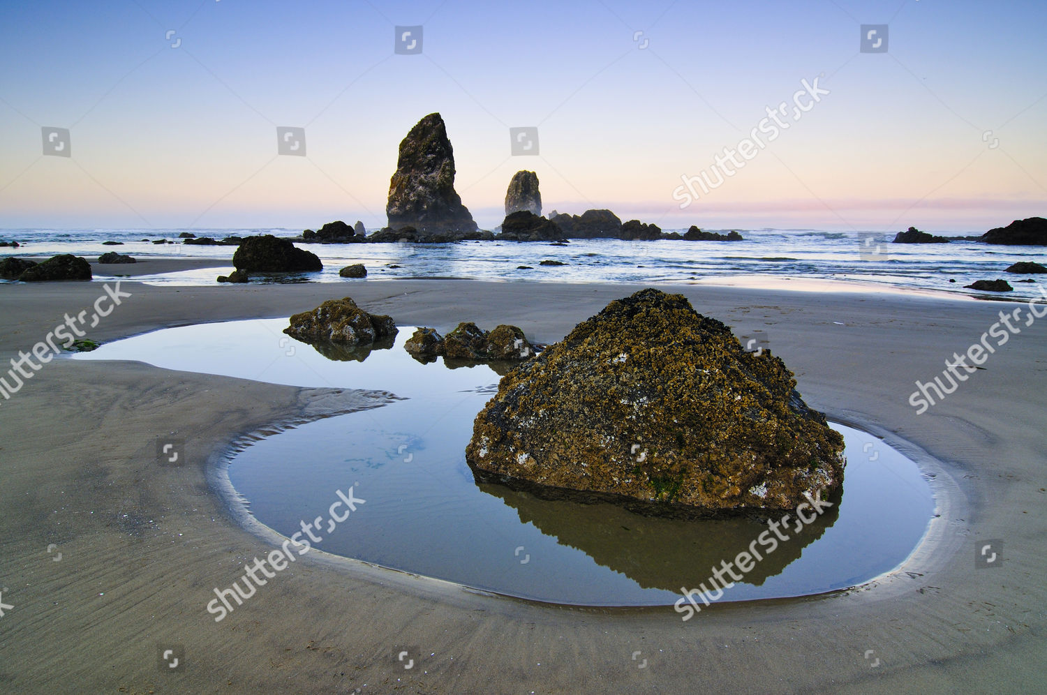 Monolith Solidified Lava Rock Cannon Beach Editorial Stock Photo ...