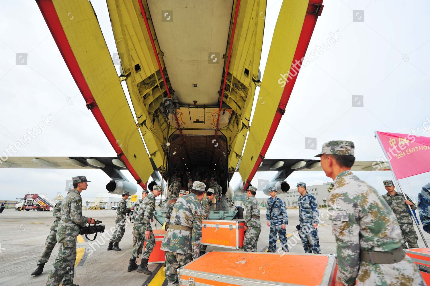 Soldiers Load Rescue Materials Onto Il76 Editorial Stock Photo - Stock ...