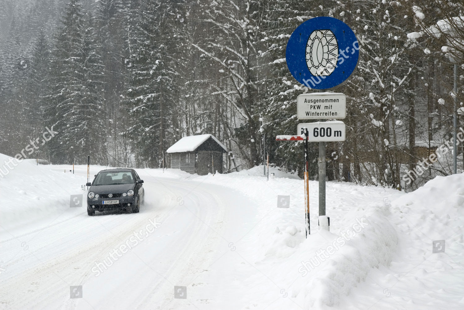 Traffic Sign Snow Chains Obligatory Kaiserau Editorial Stock Photo ...