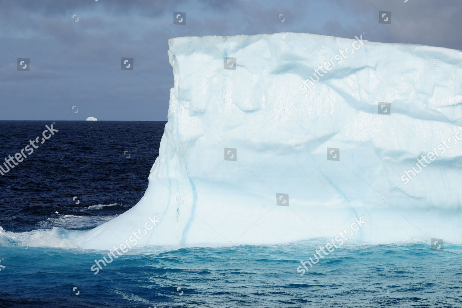 Iceberg Davis Strait Off Baffin Island Editorial Stock Photo - Stock ...
