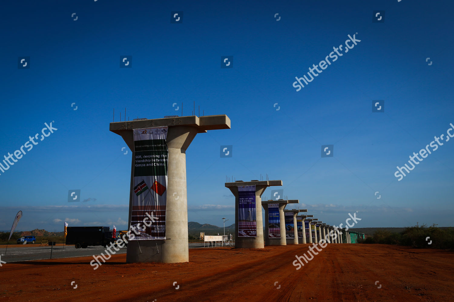 Construction Site Tsavo River Super Bridge Editorial Stock Photo ...