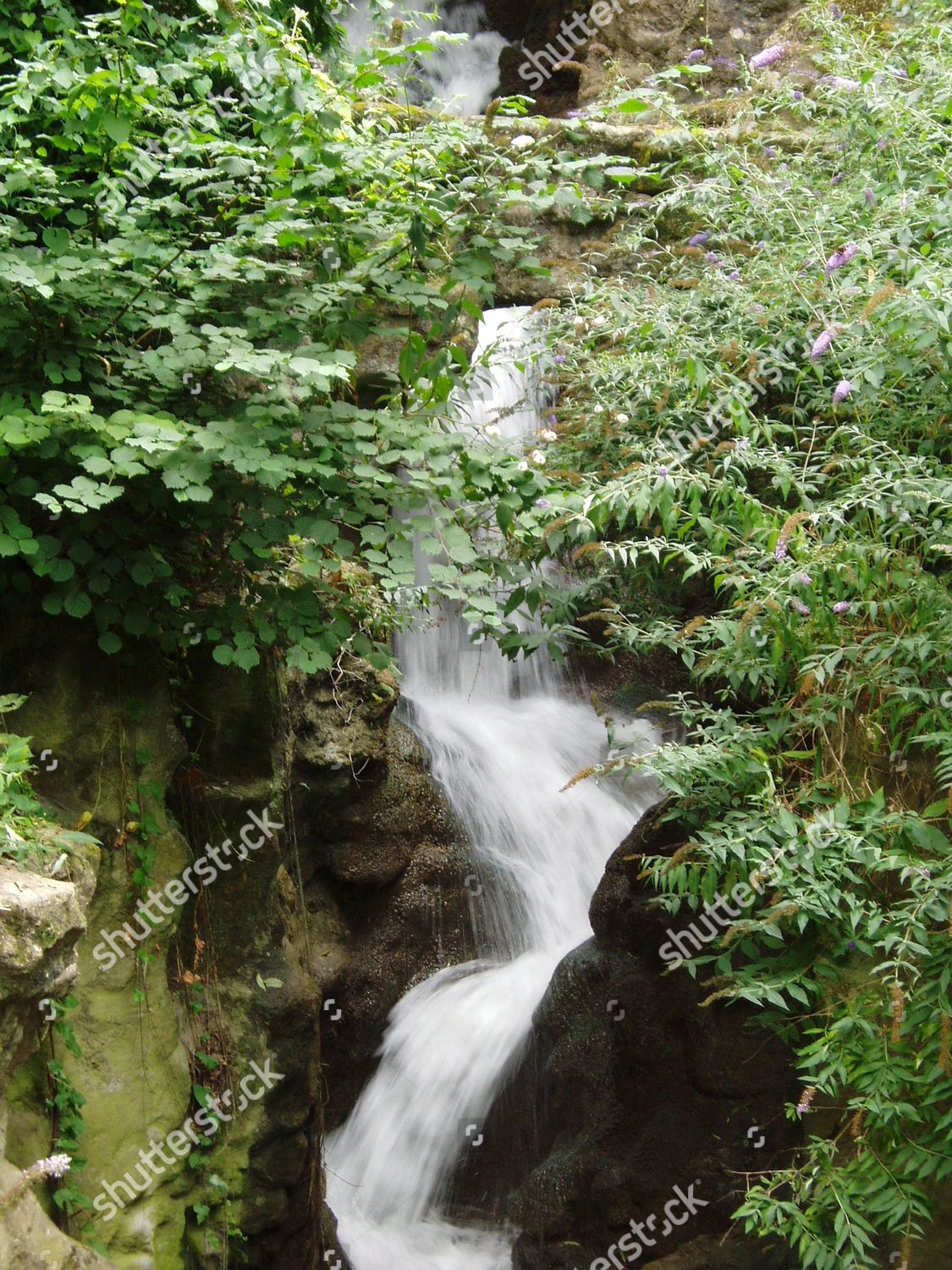 Waterfall Butte Chaumont Paris France Editorial Stock Photo - Stock ...