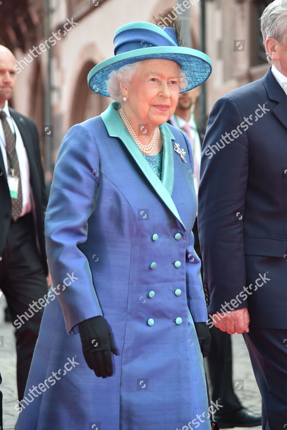 Queen Elizabeth Ii Visit Romer Frankfurt Editorial Stock Photo - Stock ...
