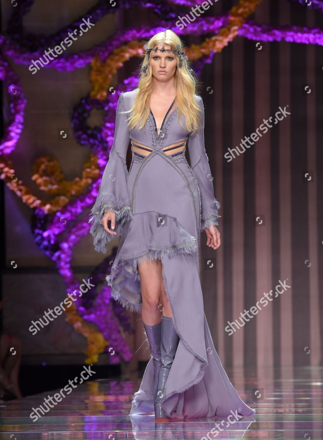Lara Stone On Catwalk Editorial Stock Photo - Stock Image | Shutterstock