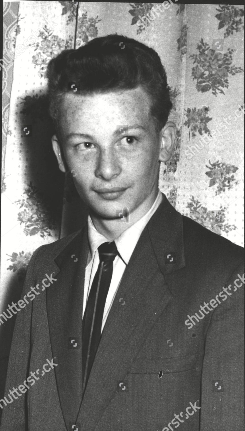 Dennis Cunningham Hearts Fc Footballer Box Editorial Stock Photo ...