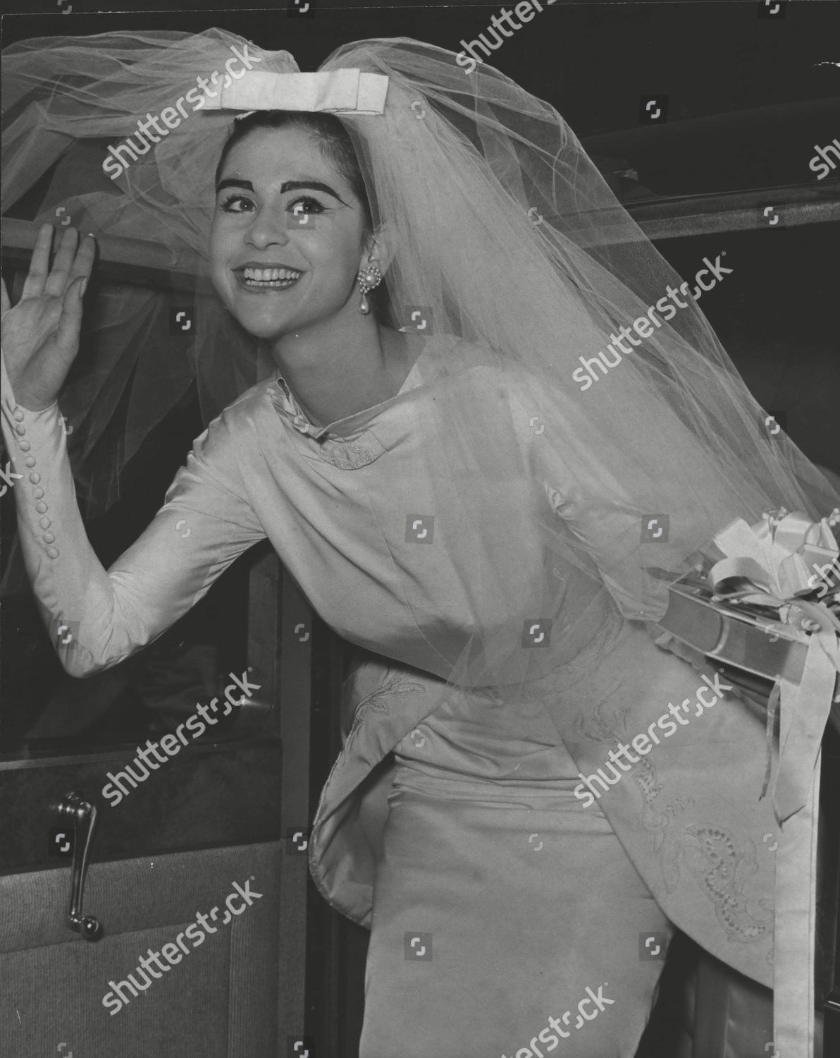 Model Myra Cohen Waving Friends After Editorial Stock Photo - Stock ...
