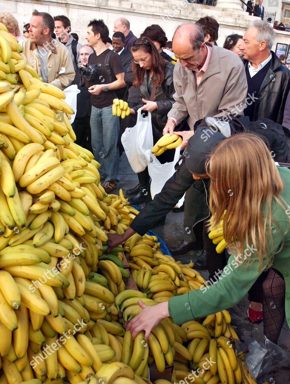 Members Public Consuming Part 30000 Bananas Editorial Stock Photo ...
