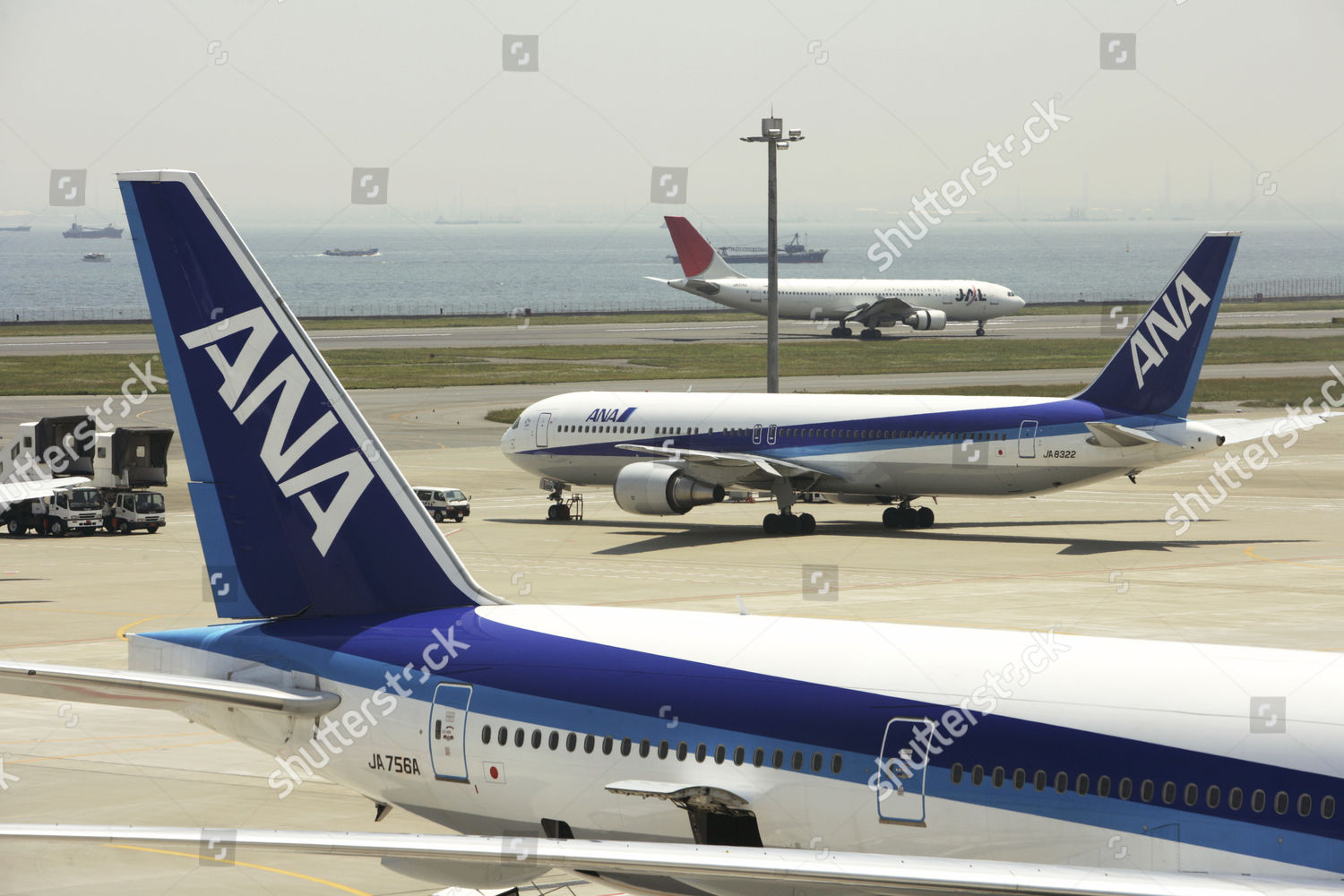 Planes All Nippon Airways Japan Airlines Editorial Stock Photo - Stock Image | Shutterstock