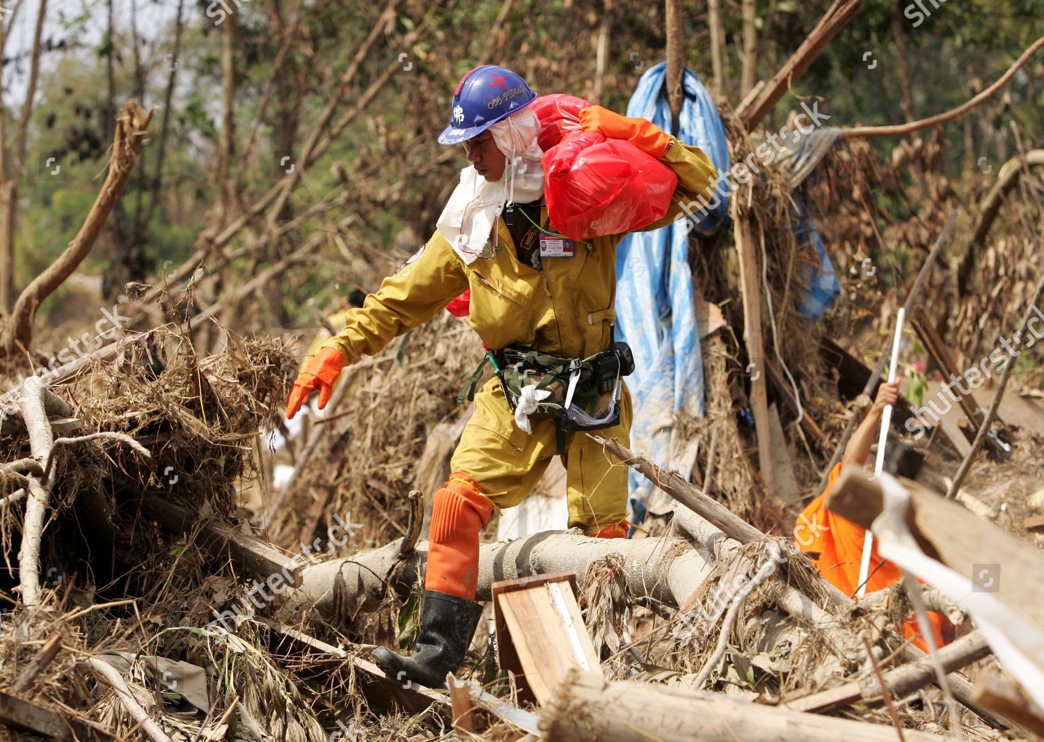 Bodies Removed By Rescue Workers Khao Editorial Stock Photo - Stock ...