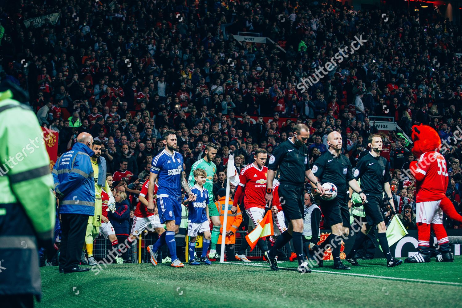 Teams Walk Out Daryl Murphy Captioning Editorial Stock Photo - Stock ...