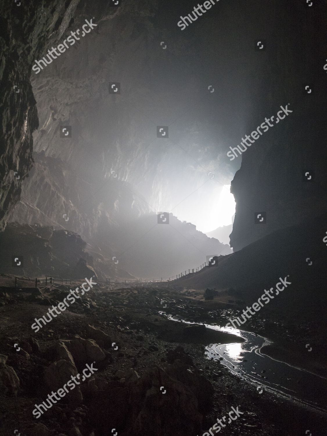 One Worlds Largest Caves Deer Cave Editorial Stock Photo - Stock Image ...