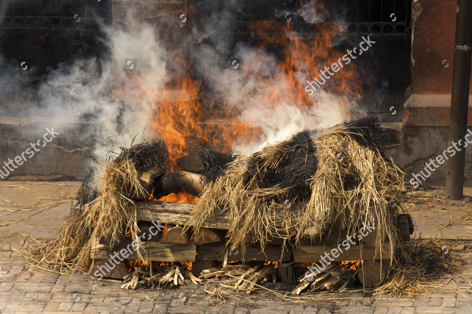Burning Pyres Visible Body Traditional Funeral Editorial Stock Photo ...