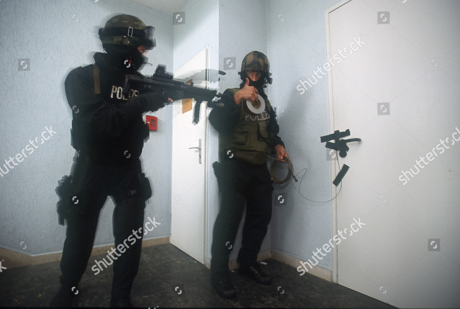 Deu Germany Police Swat Team Arresting Editorial Stock Photo - Stock ...
