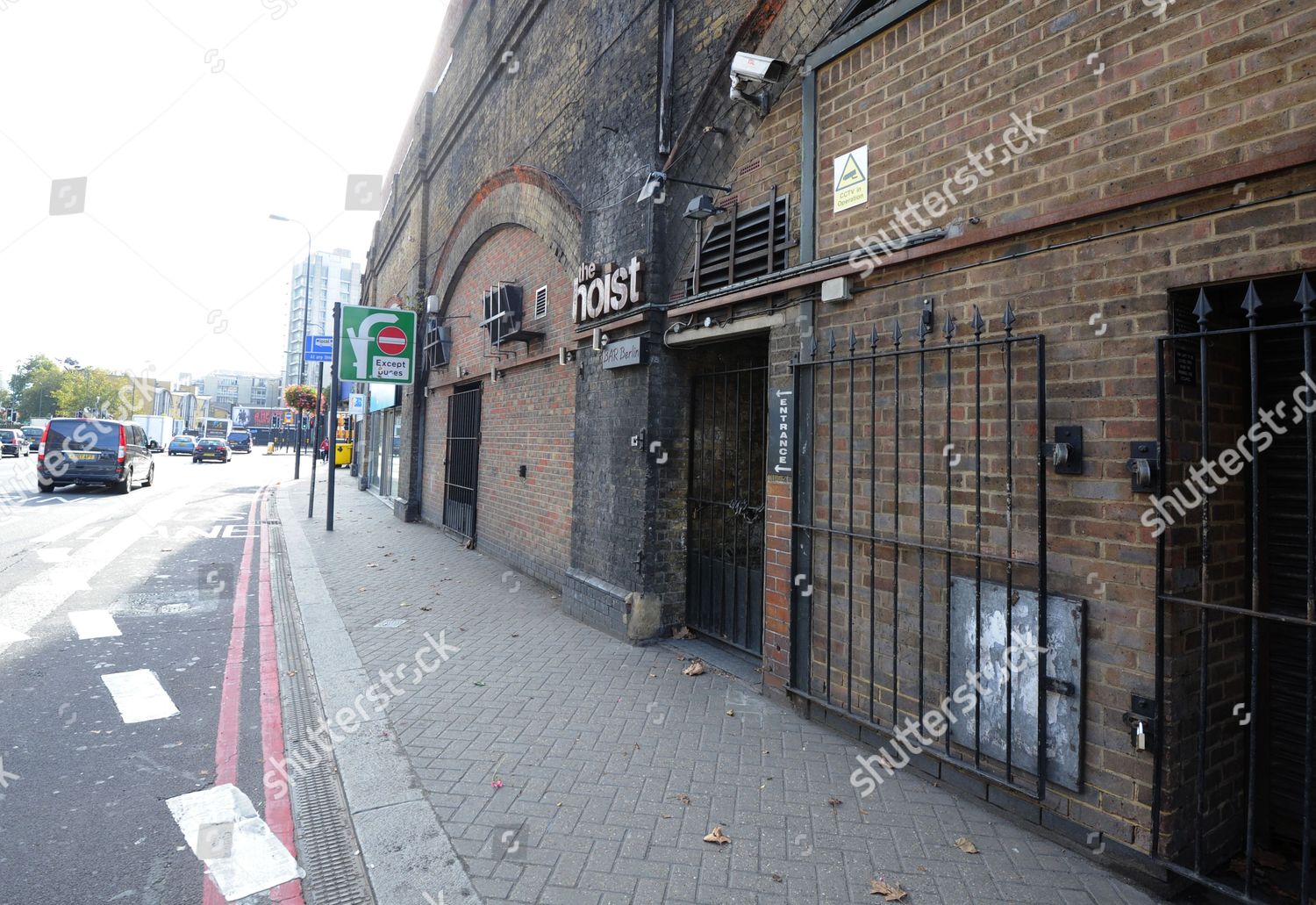 Pictured General View Hoist Bar Vauxhall Editorial Stock Photo - Stock ...