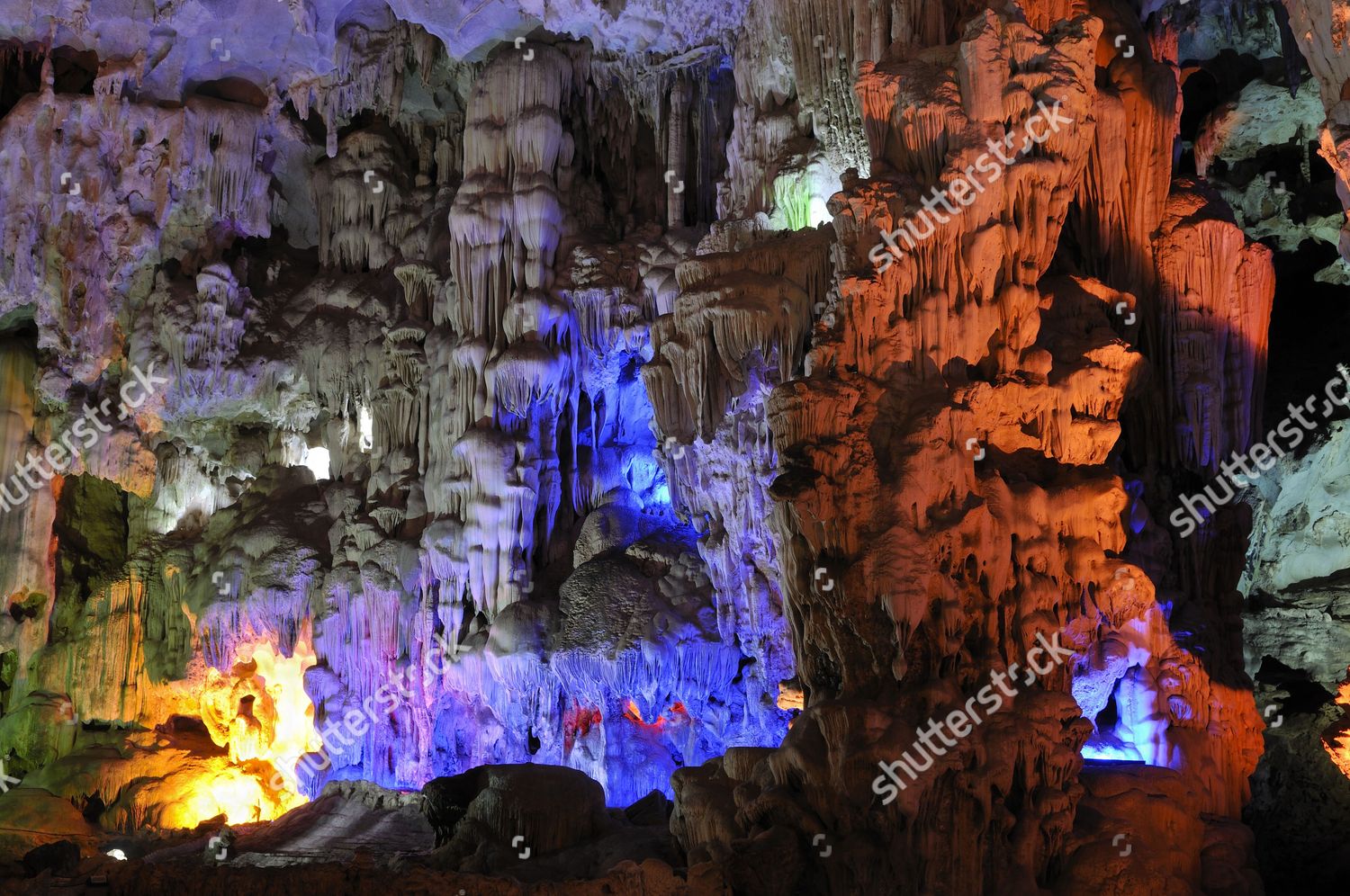 Hang Dau Go Hidden Timber Cave Editorial Stock Photo - Stock Image ...