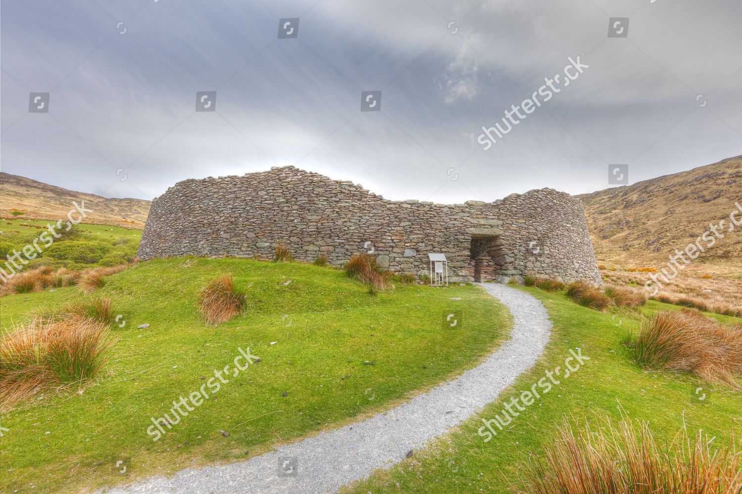 Staigue Fort Round Stone Fort Ring Editorial Stock Photo - Stock Image ...