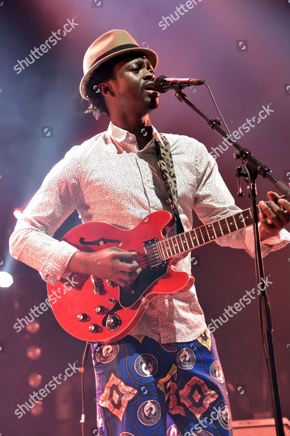 Singer Guitarist Moh Kouyate Concert Festival Editorial Stock Photo ...