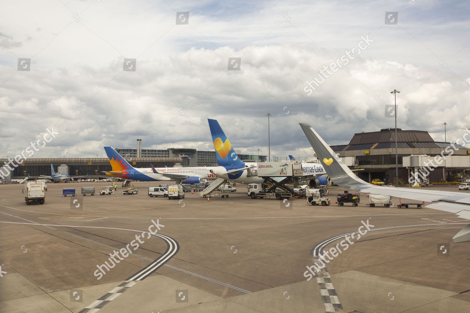 Planes Manchester Airport Uk Editorial Stock Photo - Stock Image ...