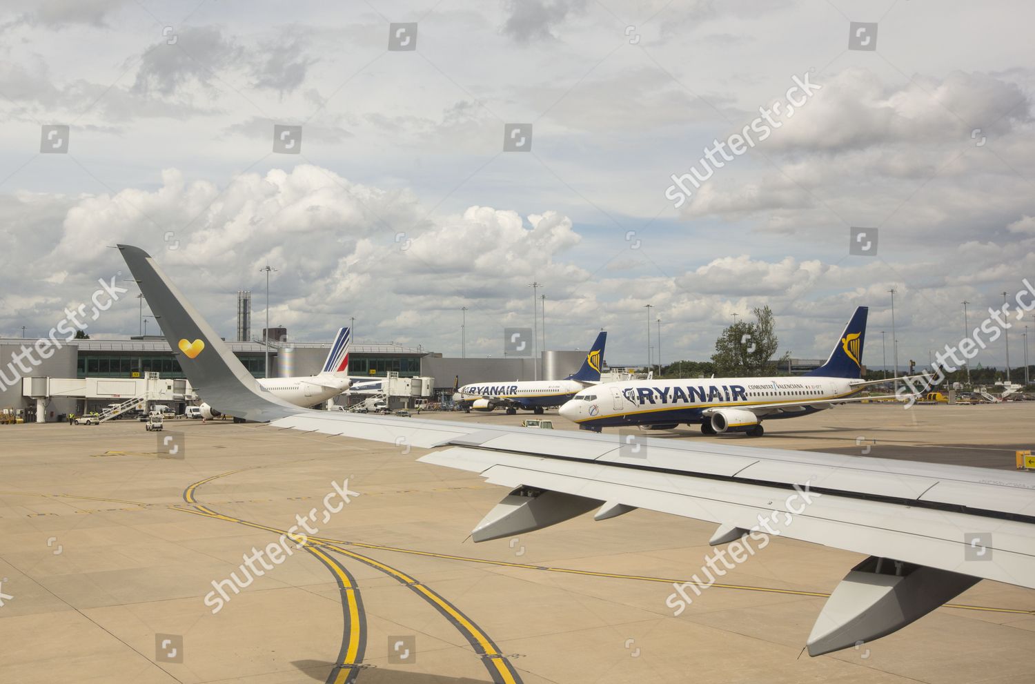 Planes Manchester Airport Uk Editorial Stock Photo - Stock Image ...