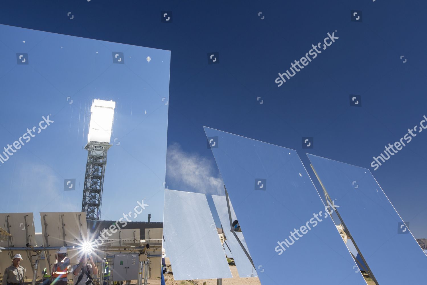 Heliostats Ivanpah Solar Thermal Power Plant Editorial Stock Photo ...