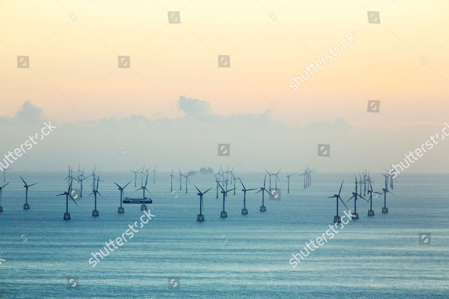 Offshore Wind Farm Gas Platforms Morecambe Editorial Stock Photo ...