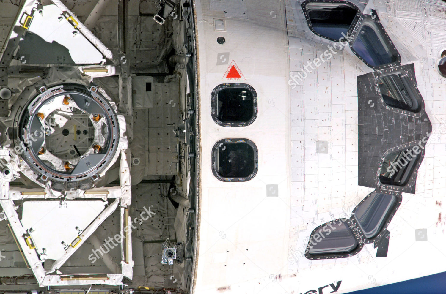 He Forward Cabin Space Shuttle Discovery Editorial Stock Photo - Stock ...