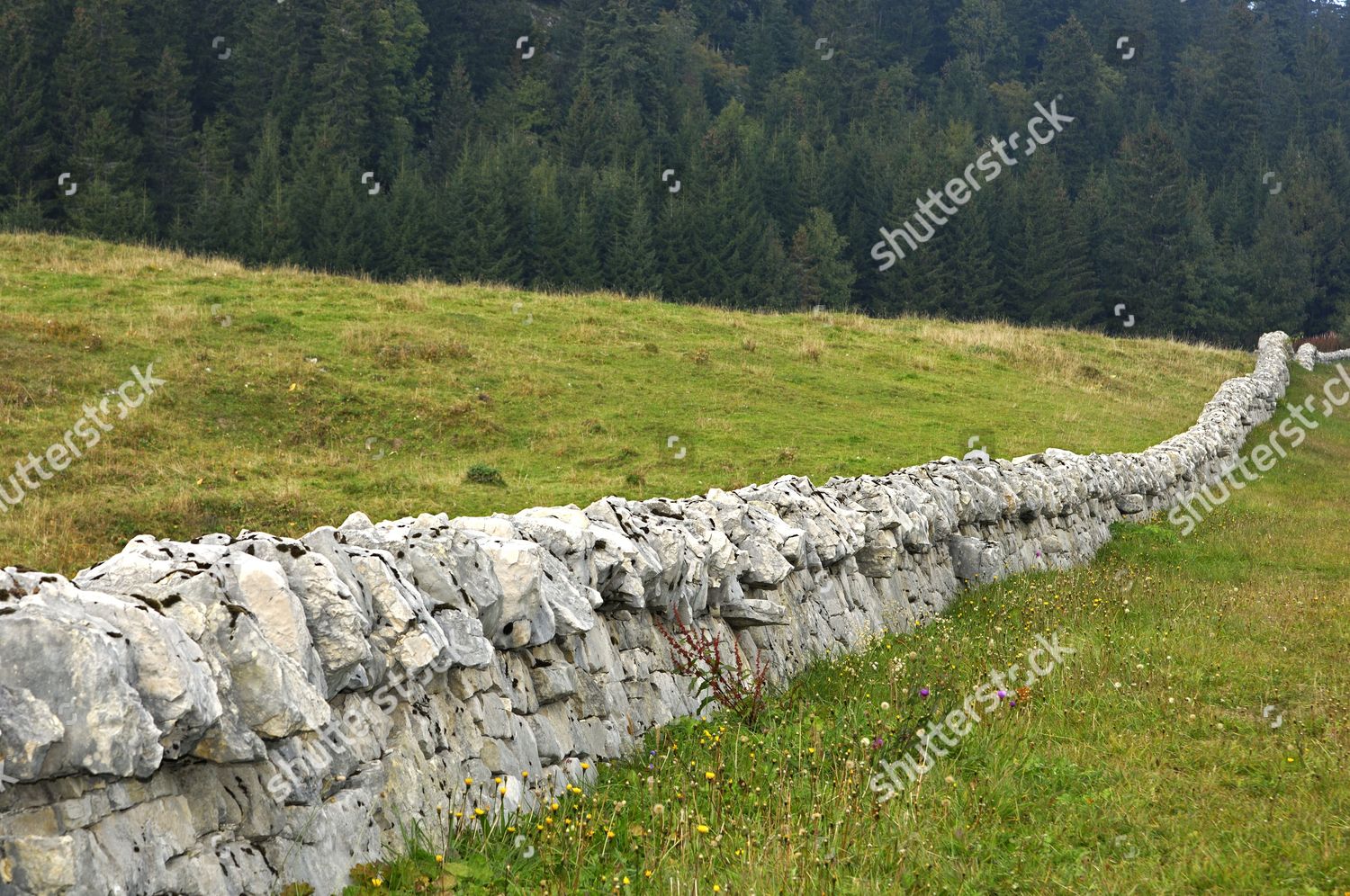 Dry Stone Wall Traditional Pasture Fencing Editorial Stock Photo ...