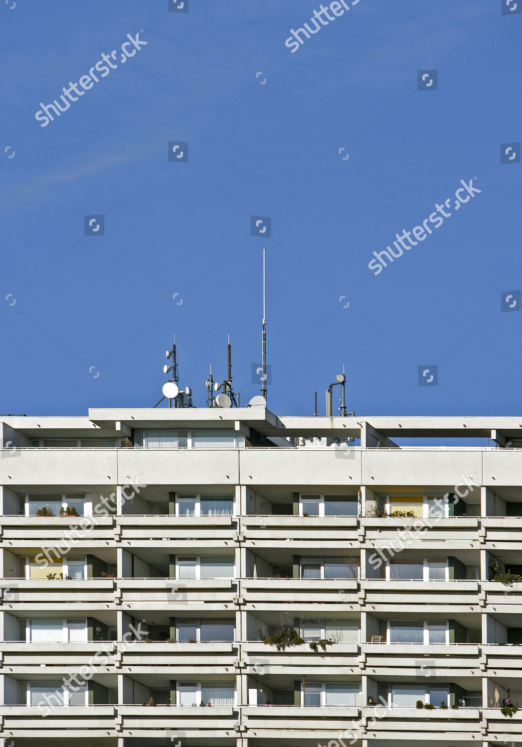 Telecommunications Antenna On Roof Highrise Building Editorial Stock ...