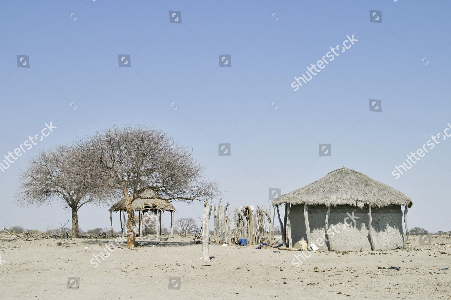 African Hut Sowa Pan Makgadikgadi Pans Editorial Stock Photo - Stock ...
