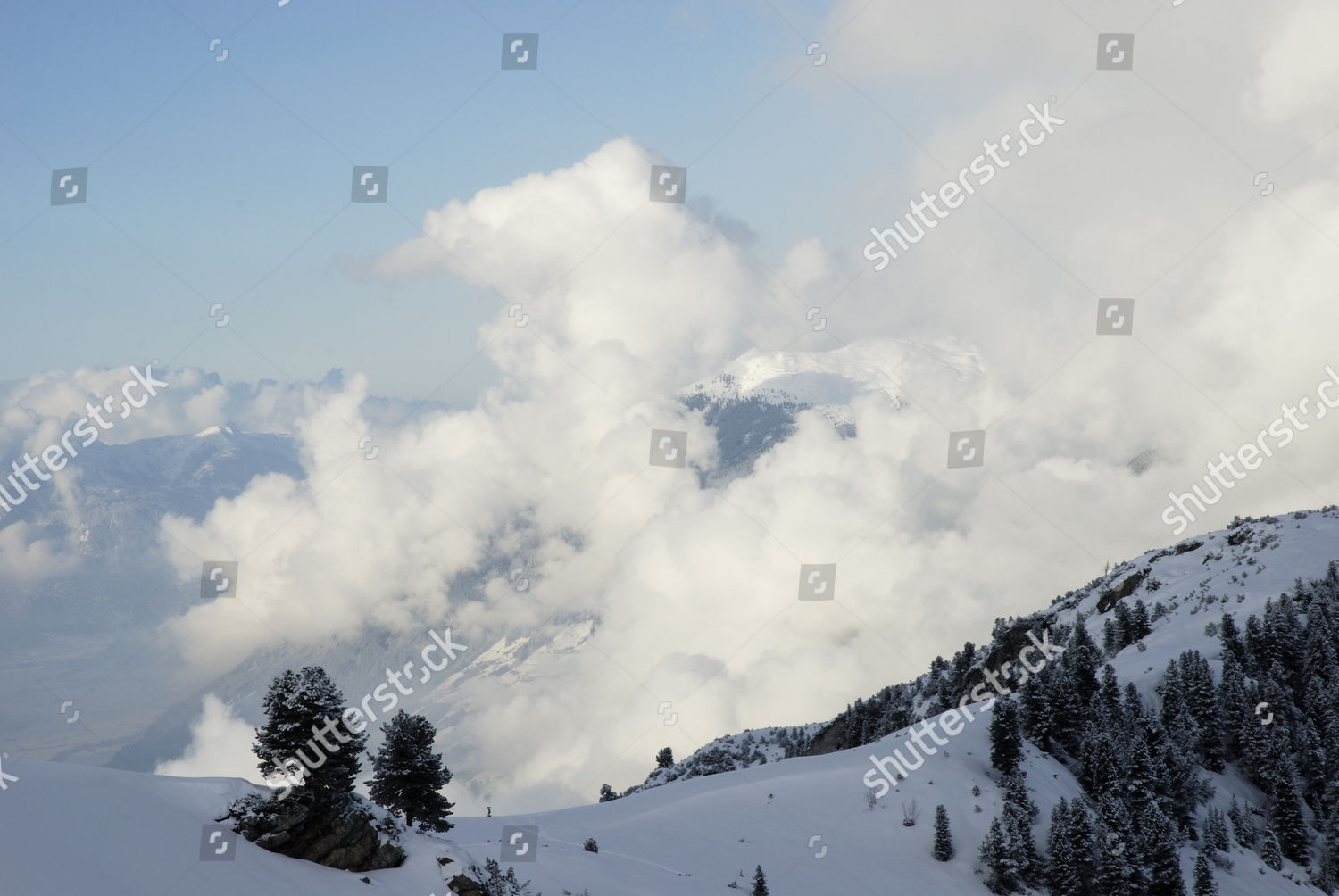 Veils Mist Vanishing Low Pressure System Editorial Stock Photo - Stock ...