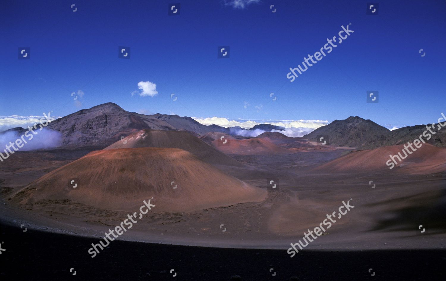 Caldera Extinct Volcano Haleakala Maui Hawaii Editorial Stock Photo ...