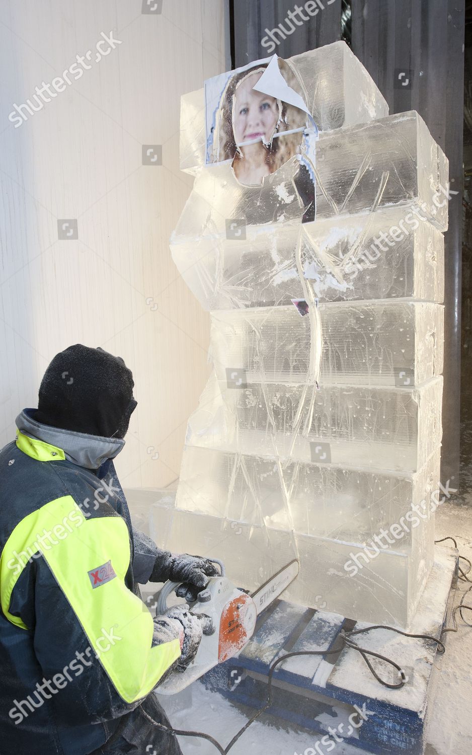 Jill Foster Has Lifesize Ice Sculpture Editorial Stock Photo - Stock ...