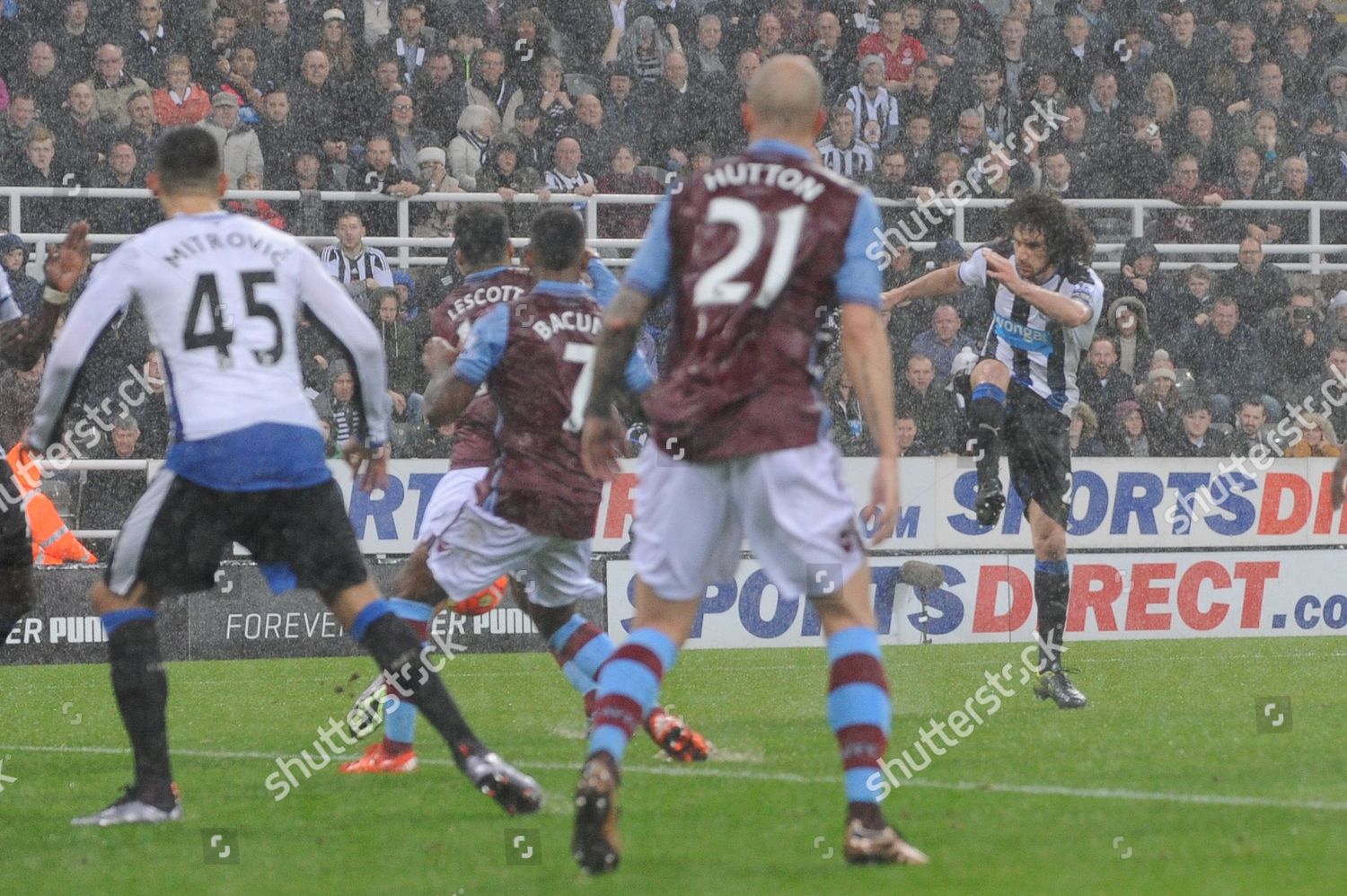 Fabricio Coloccini Newcastle United Scores Opening Editorial Stock ...