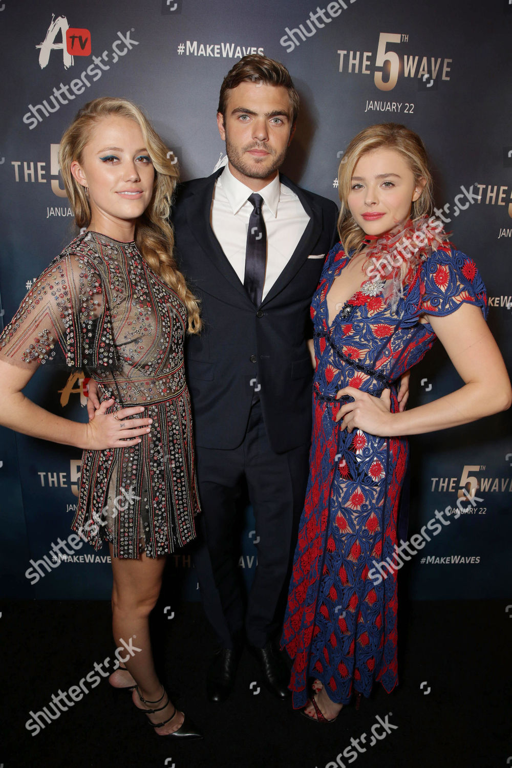 Maika Monroe Alex Roe Chloe Grace Editorial Stock Photo - Stock Image ...