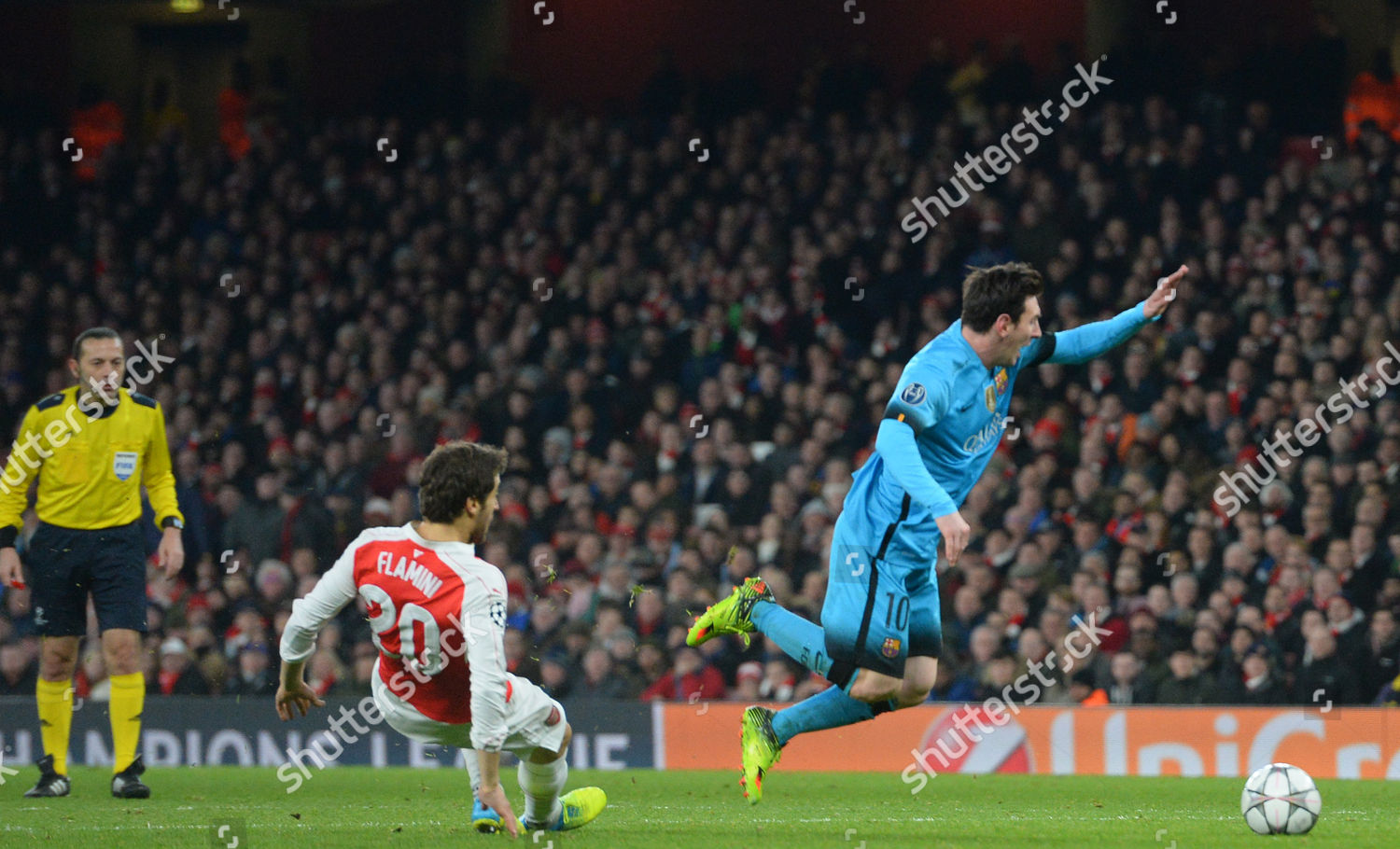 Mathieu Flamini Arsenal Fouls Lionel Messi Editorial Stock Photo ...