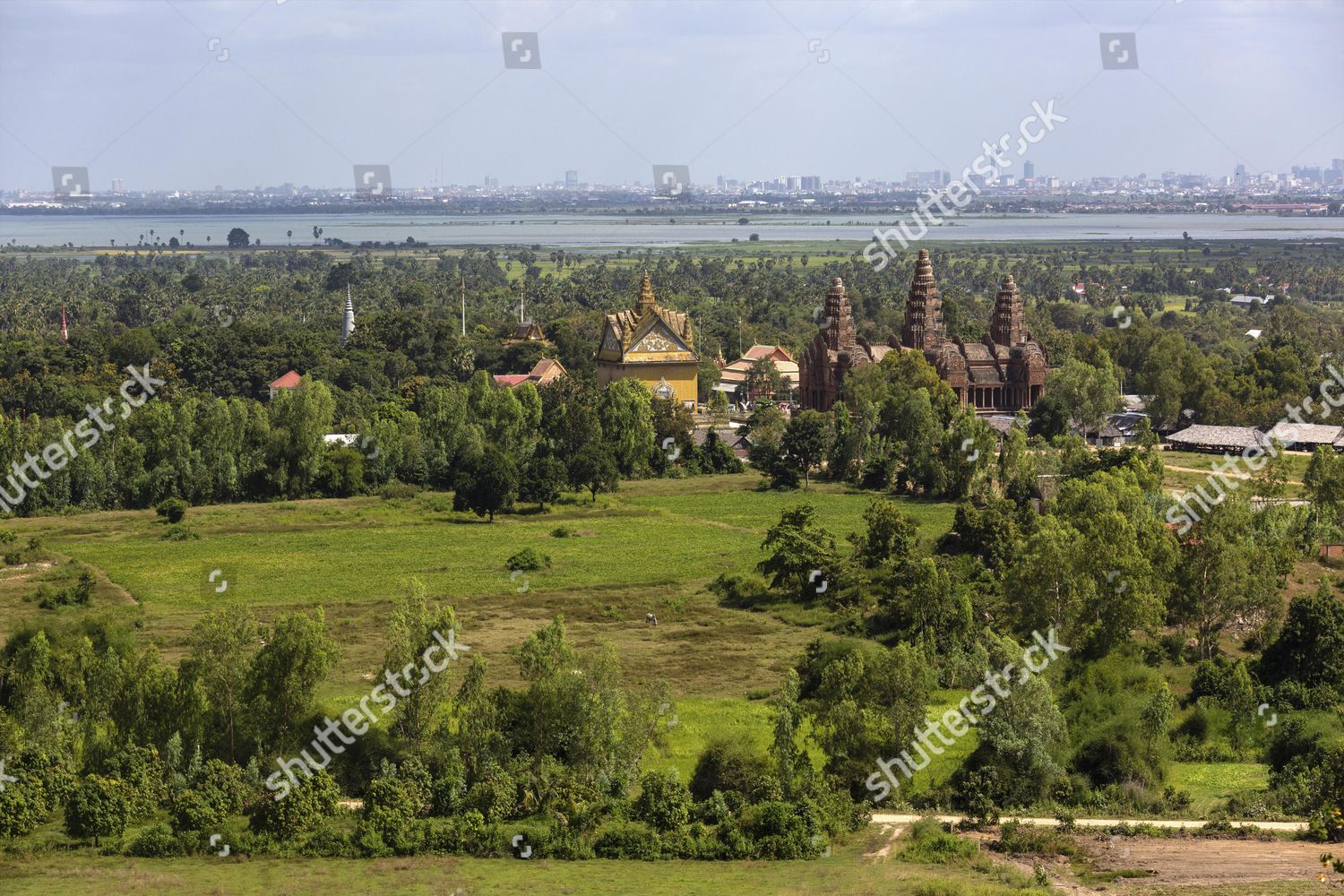 Towers Prasat Phnom Reap Temple Rear Editorial Stock Photo - Stock ...