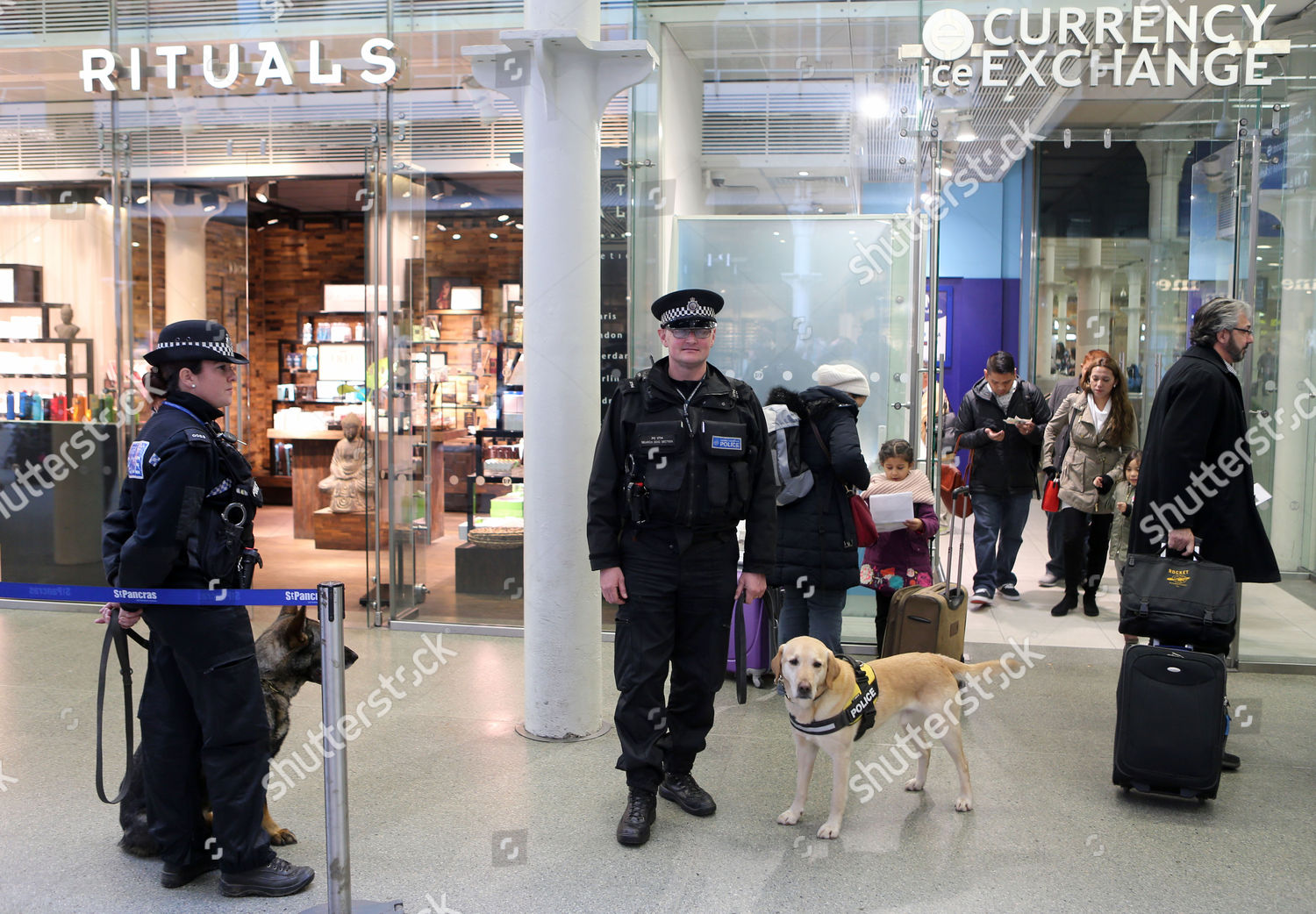 Armed Police Patrolling London St Pancras Editorial Stock Photo - Stock ...
