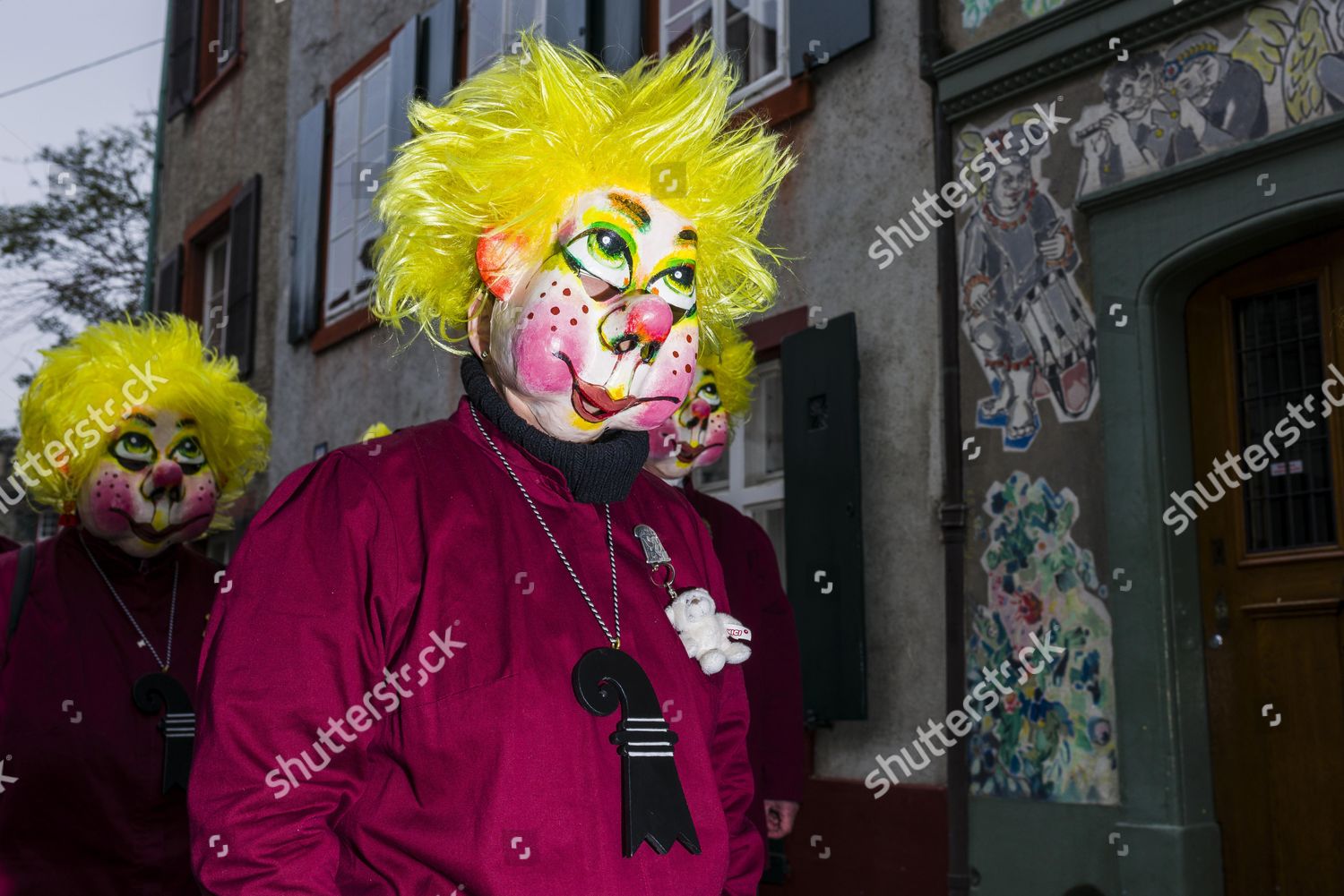 Many Different Groups Masked People Walking Editorial Stock Photo ...