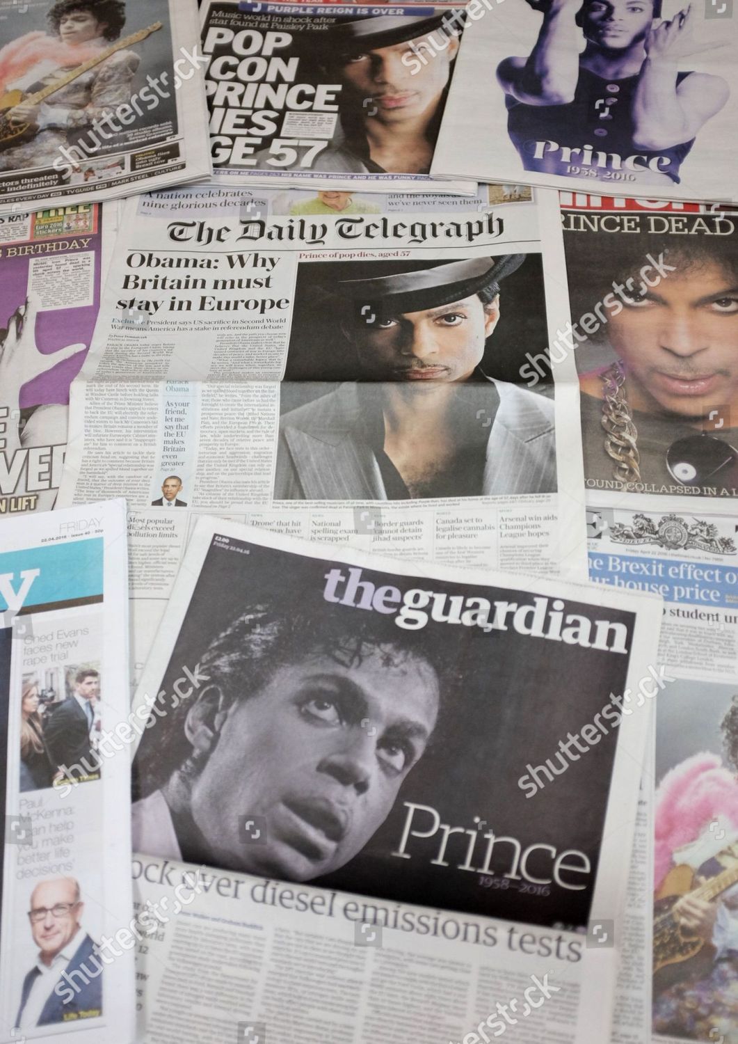 Daily Telegraph Newspaper Front Page Editorial Stock Photo - Stock ...