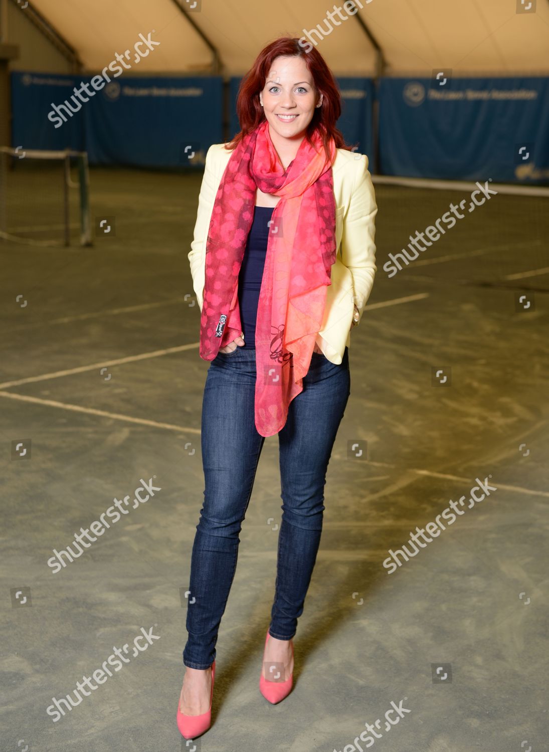 Kim Perme Girlfriend New British National Foto stock editorial - Imagem ...