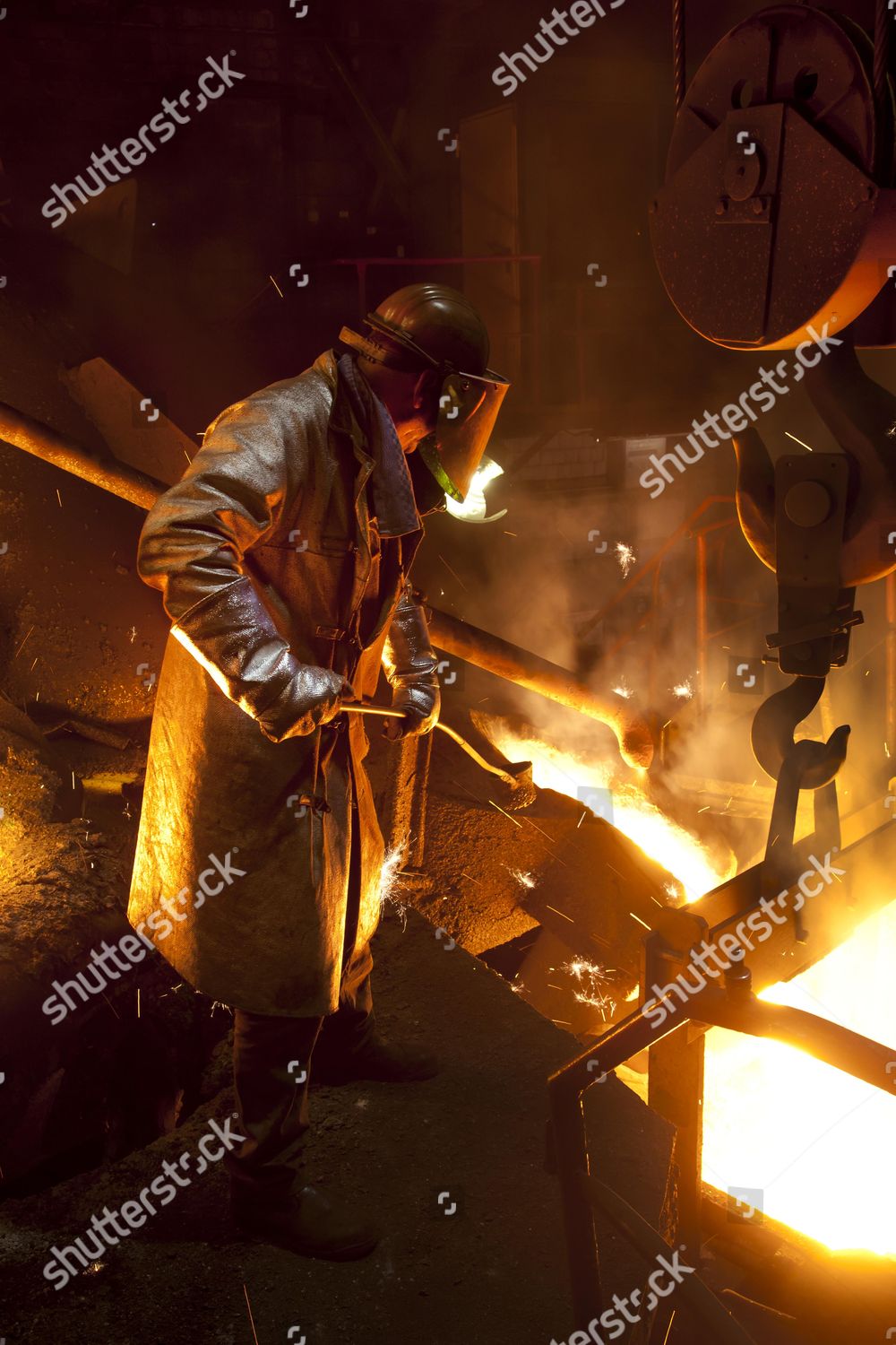 Smelter Worker Wearing Protective Equipment Employee Editorial Stock ...