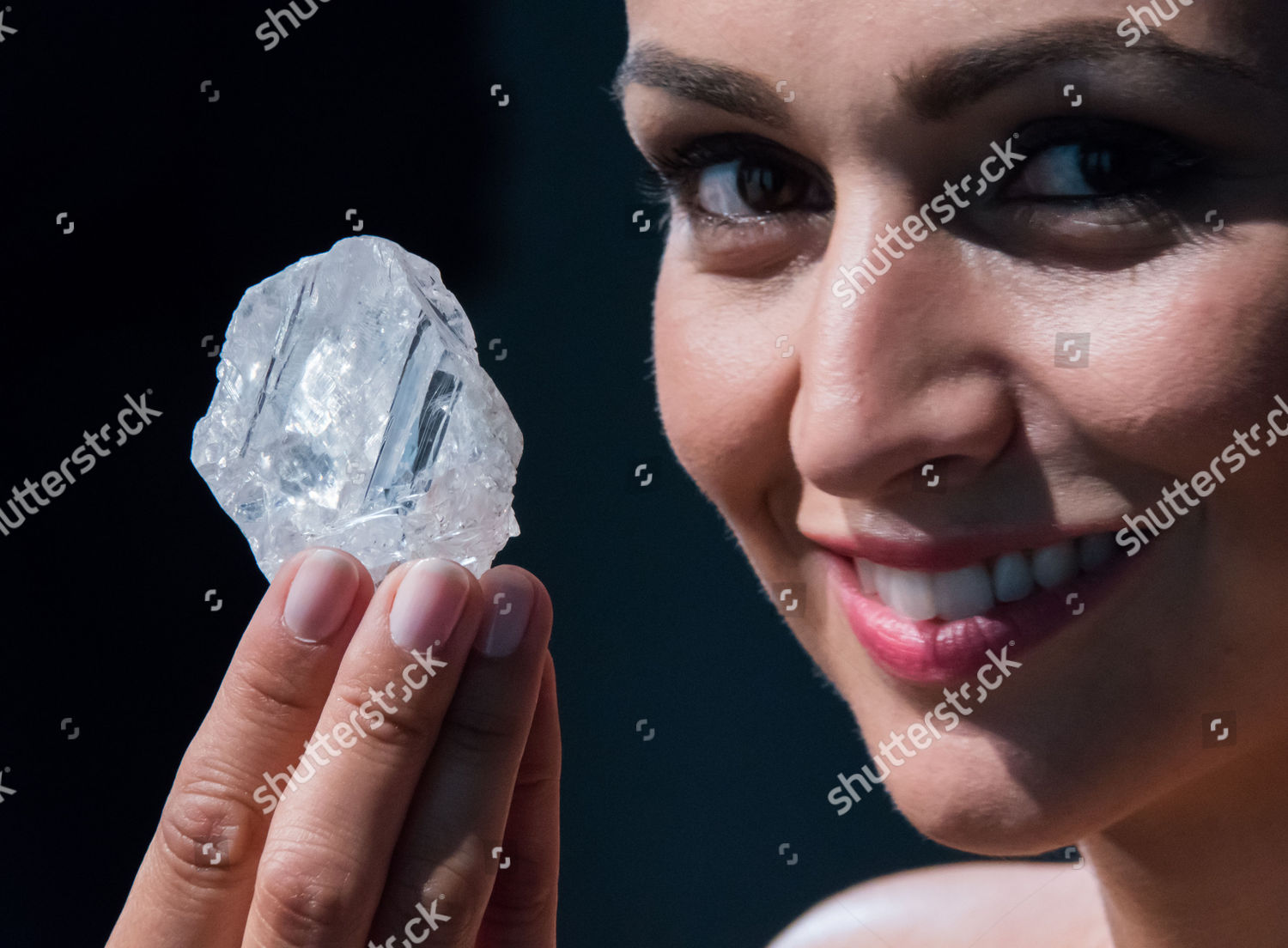 1109carat Lesedi La Rona Diamond Editorial Stock Photo - Stock Image ...