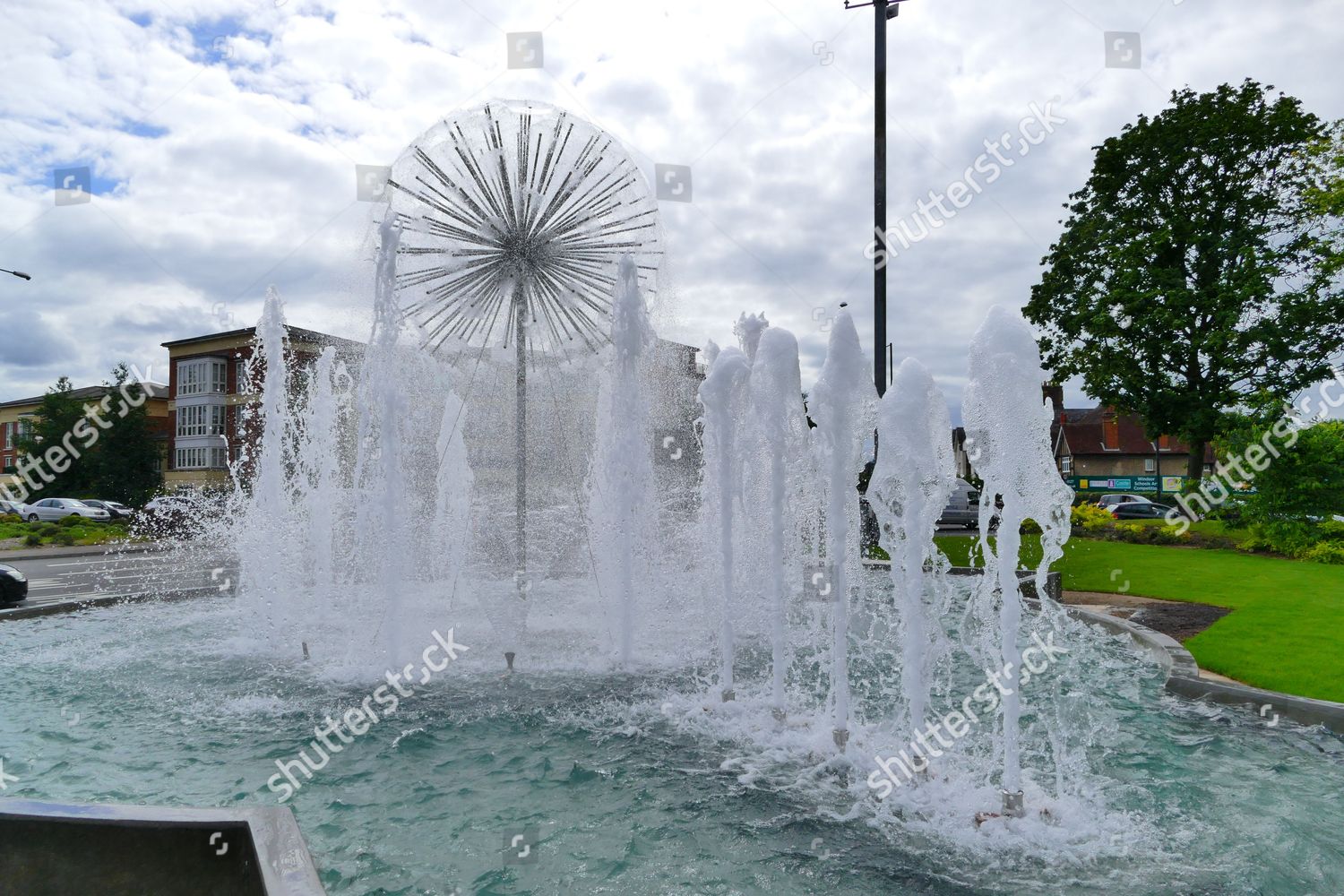 Fountain On Roundabout Clarence Road Windsor Editorial Stock Photo ...