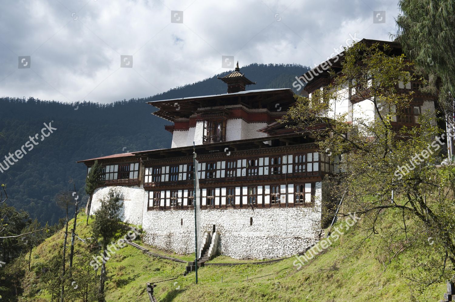 Tibetan Buddhism Cheri Goemba Monastery Chagri Editorial Stock Photo ...