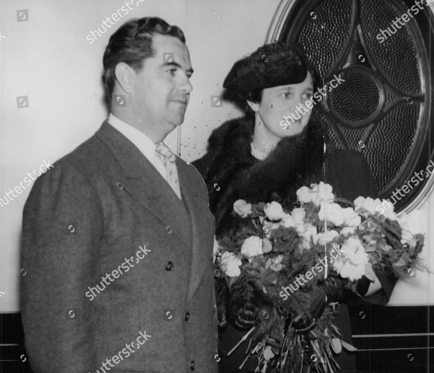 Kenneth Christy Wife Kenneth Christy American Editorial Stock Photo ...